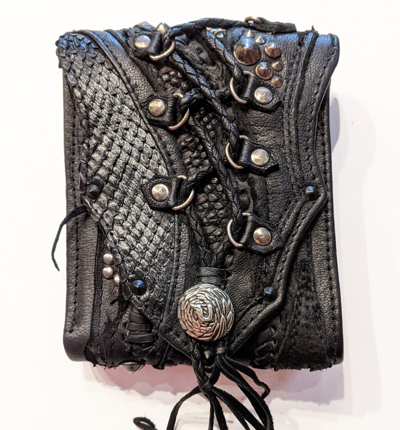 Symbiosis Scarred Wallet : Delicious Boutique