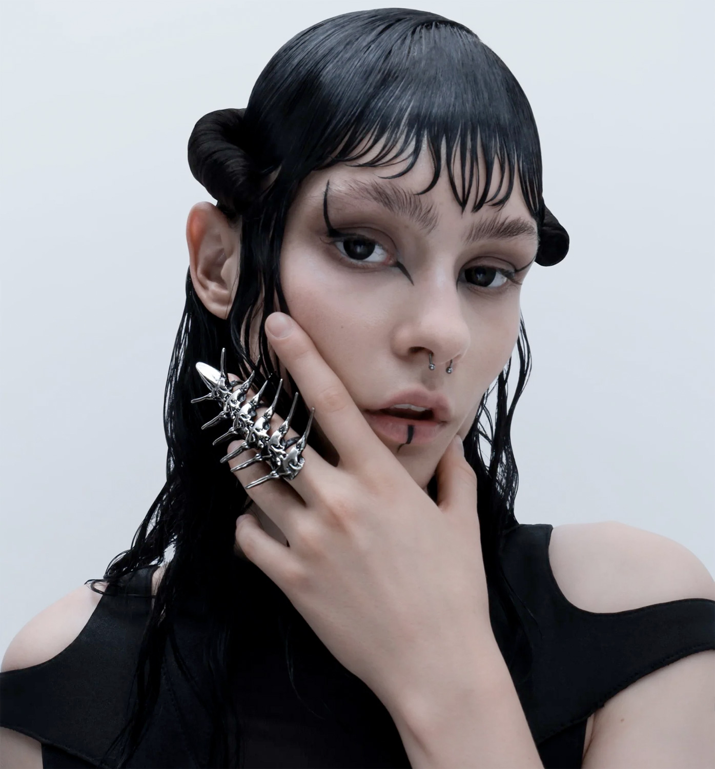 Costume Therapy Centipede Ring : Delicious Boutique