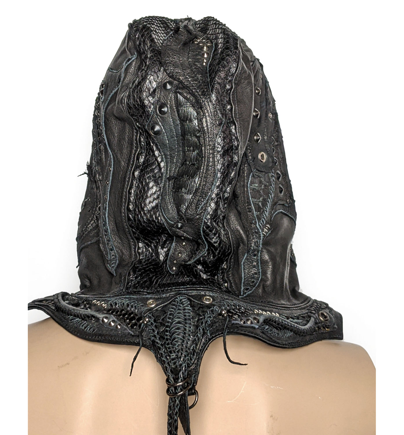 Symbiosis Dragon Scale Hood : Delicious Boutique