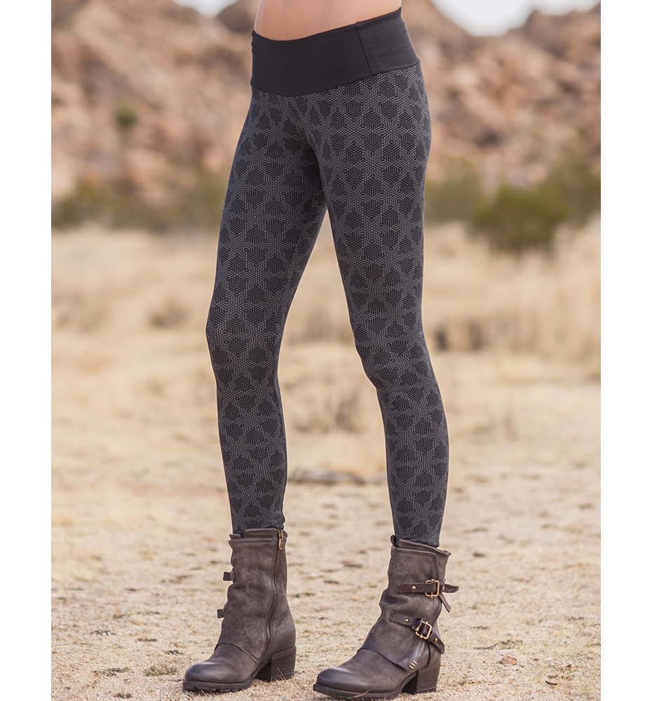 Nomads Spectrum Leggings : Delicious Boutique